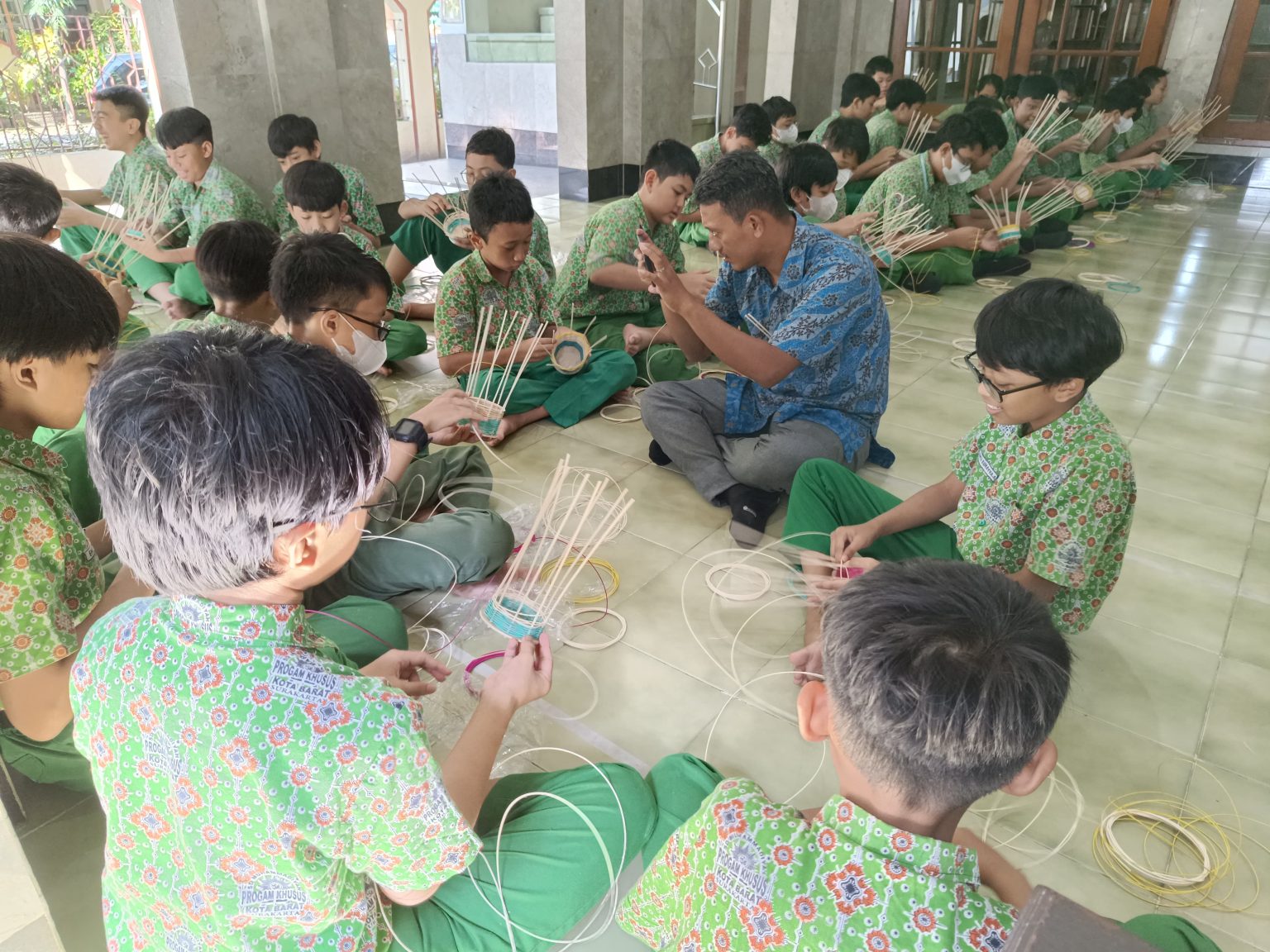 Perkuat Nilai Religius dan Keterampilan, Murid Kelas VI SD Muh PK ...